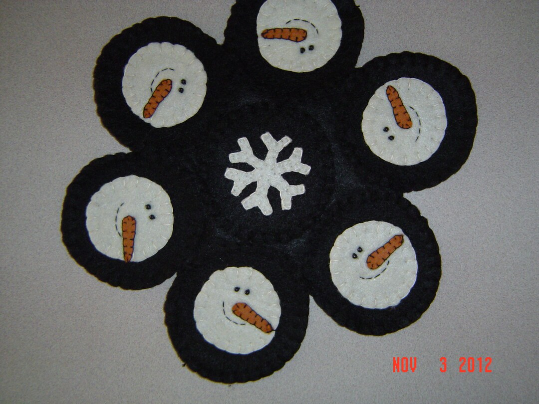 Snowball Snowmen Candle Mat - Etsy