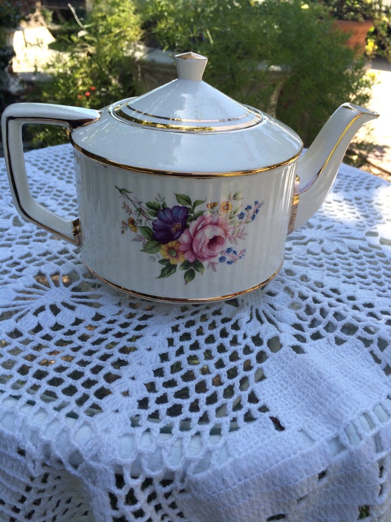 Sadler Round Floral Teapot - Etsy