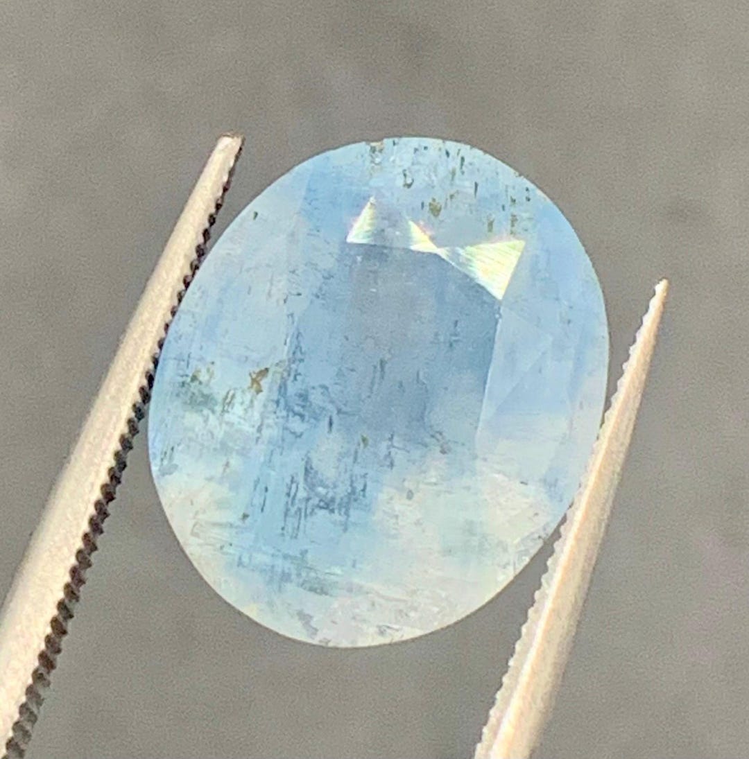 4.75 Carats Rare Vorobyevite Ovel Cut Shape - Etsy