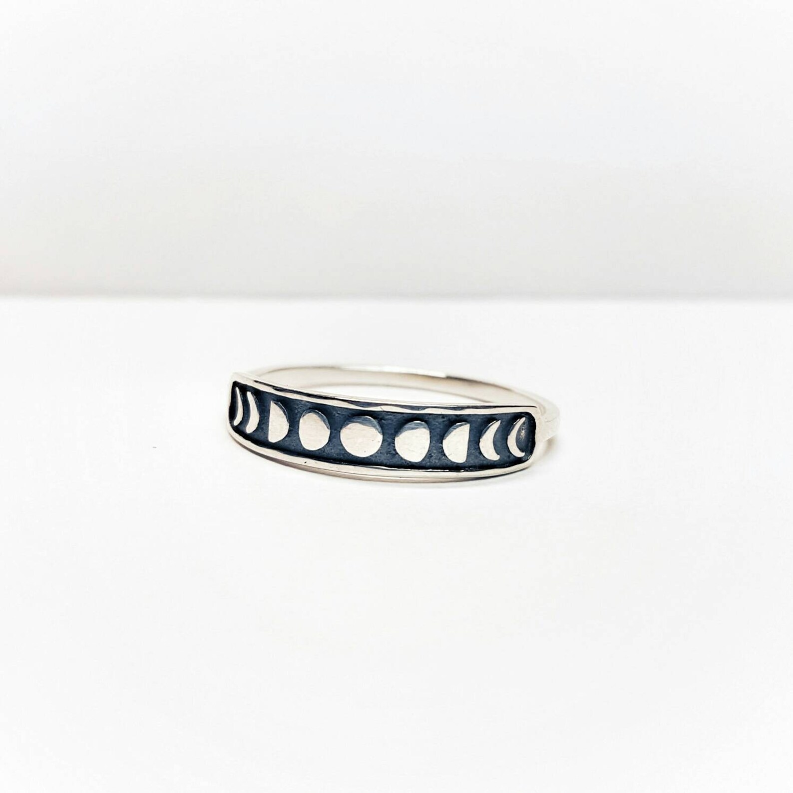 Moon Phase Ring, Moon Cycle Ring, Celestial Ring, Moon Phases Ring - Etsy