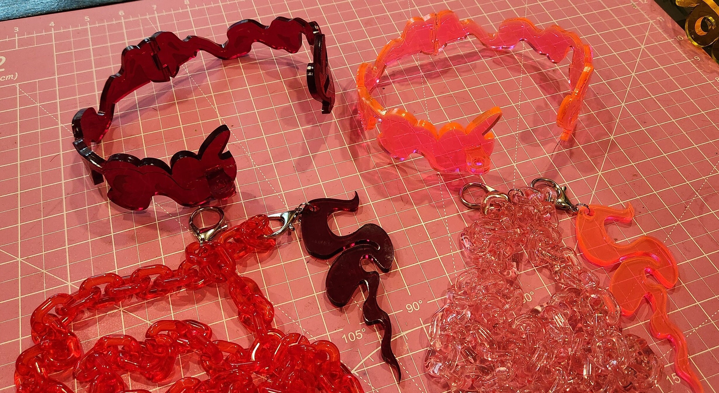Hazbin Hotel Acrylic Angel Dust Valentino Cosplay Collar With Acrylic ...