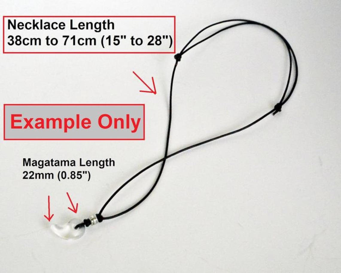Magatama Necklace, Japanese Talisman, Malachite Necklace, Small ...
