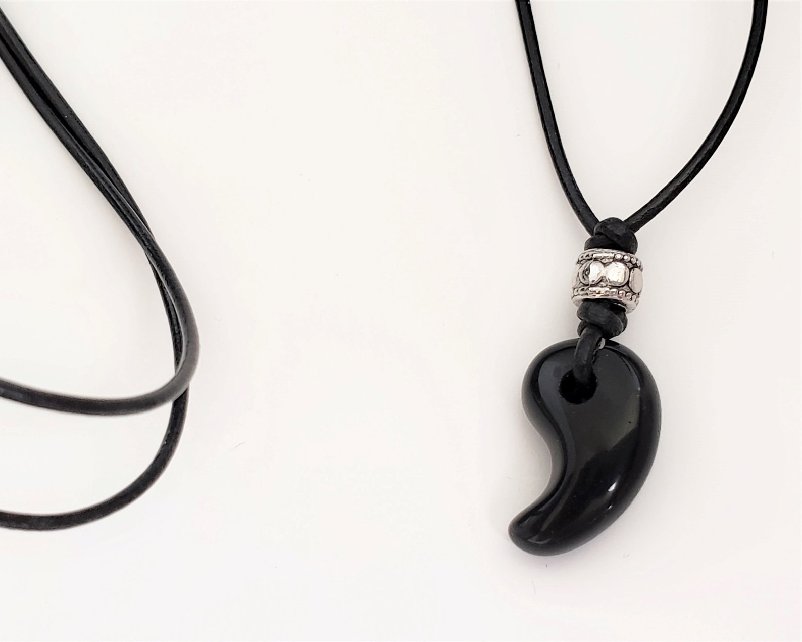 Magatama Necklace, Japanese Talisman, Black Agate Necklace, Leather ...
