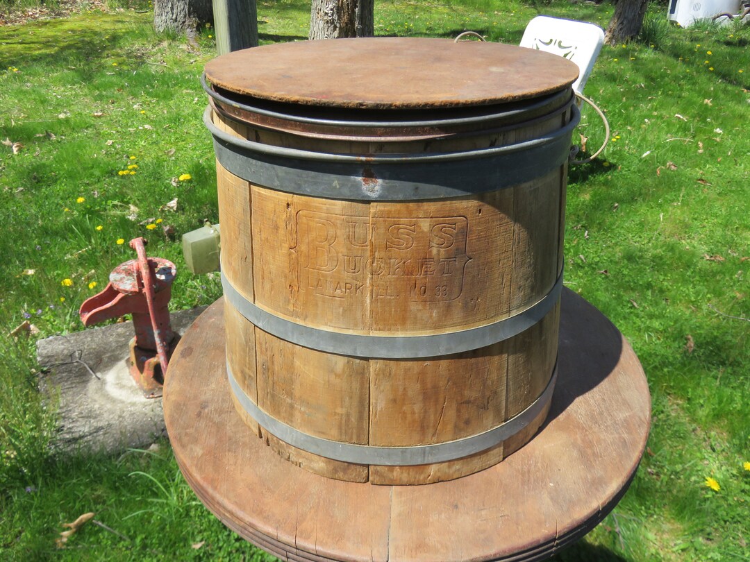 Vintage Wood BUSS BUCKET Lanark, Ill- No. 33- Bait Bucket- Firkin W ...