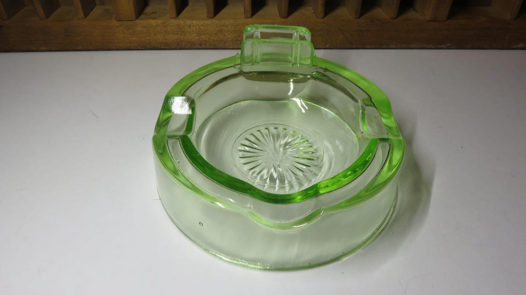 Vintage Uranium Glass Cigar Ashtray W/ Matchbook Holder- Tobacciana ...