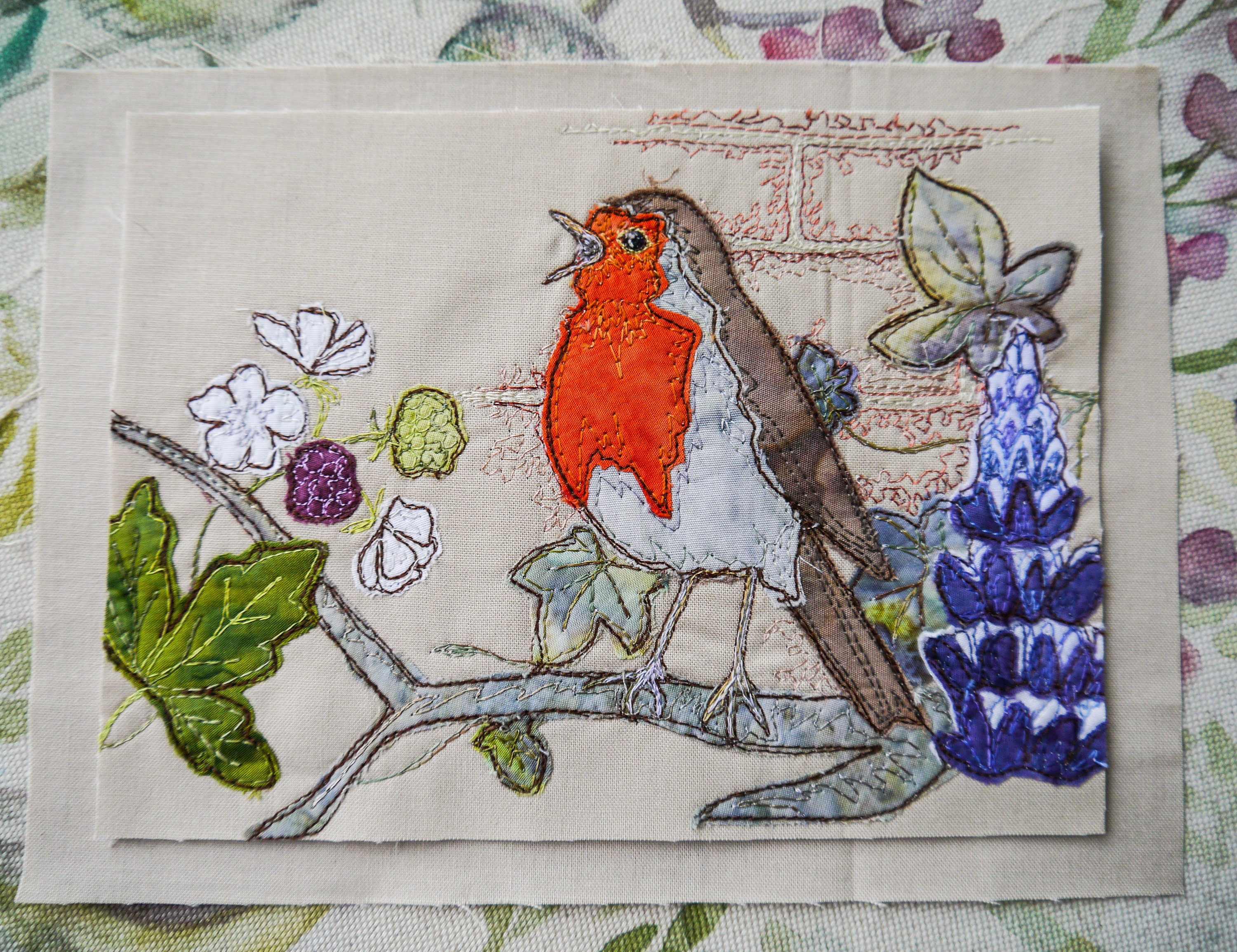 Fabric kit for Summer Robin embroidery raw edge applique free motion ...