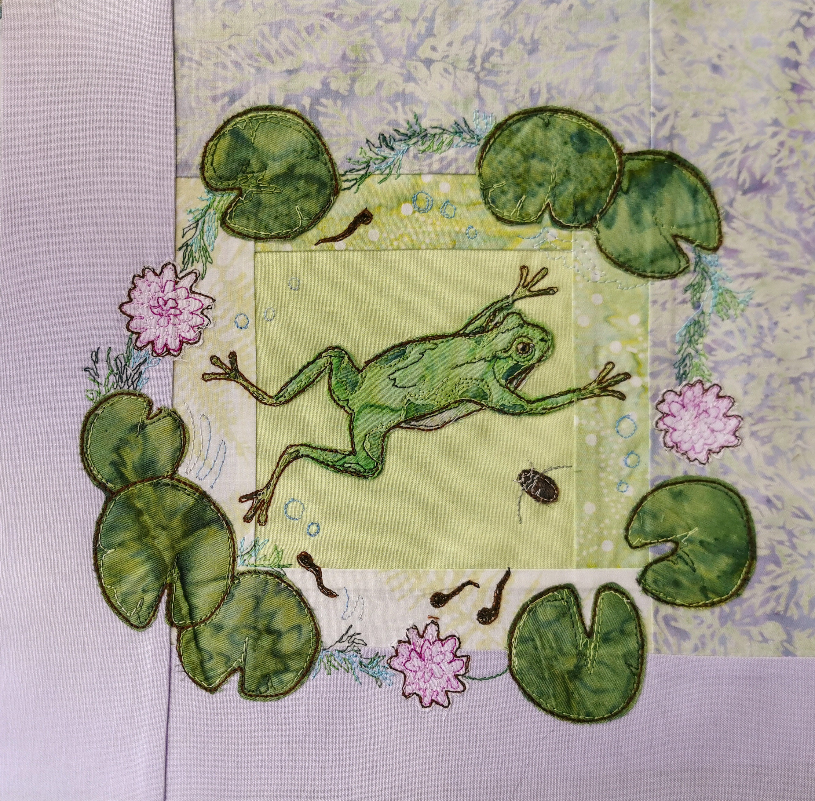 PDF Pattern For A Log Cabin Frog Raw Edge Applique Tutorial Free Motion 