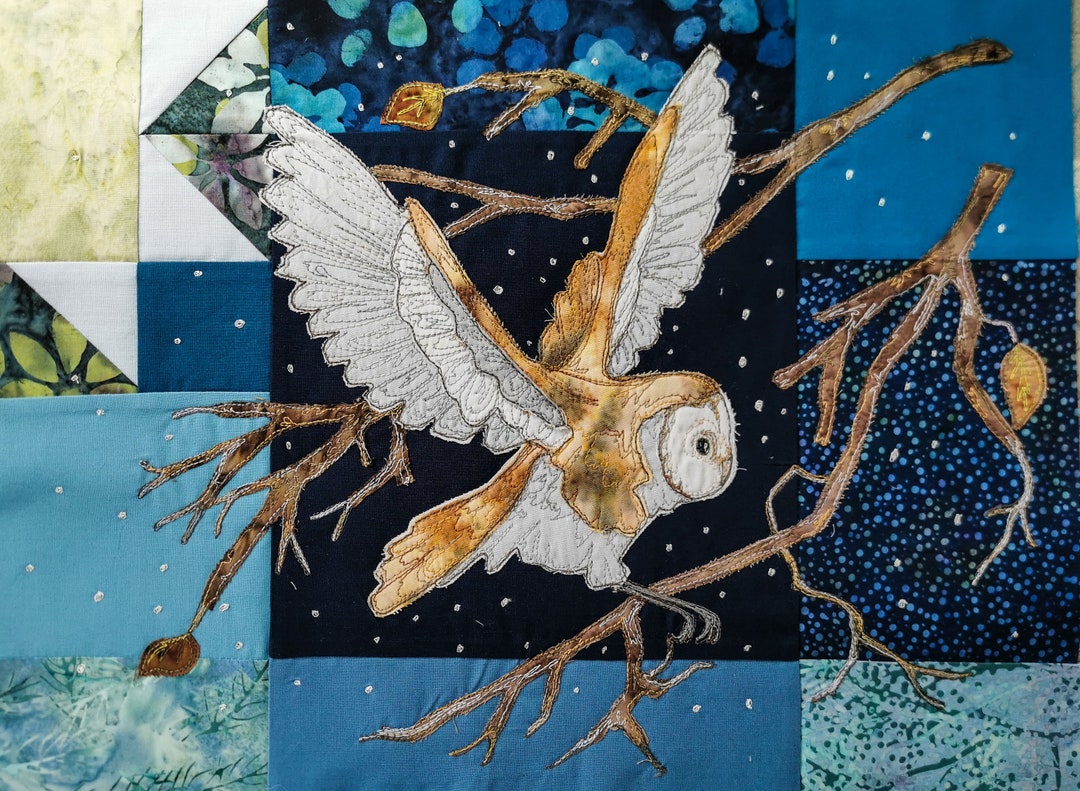Barn Owl Winter Wreath Quilt Pattern: Applique Patchwork (printed ...