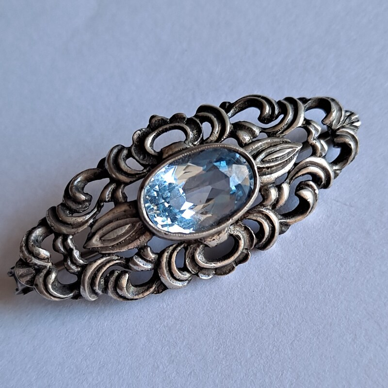 830 Silver Brooch - Etsy