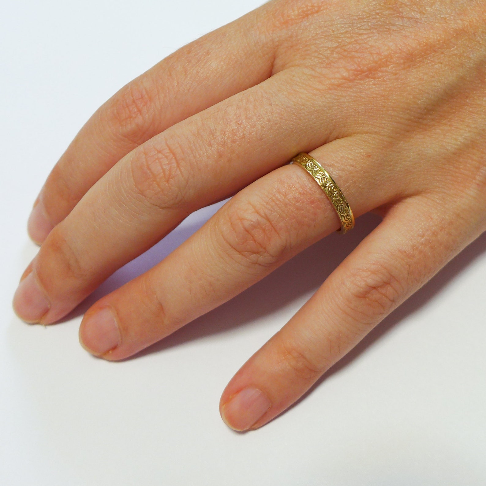 14K / 18K Solid Gold Simple Wedding Band for Women Thin Gold | Etsy