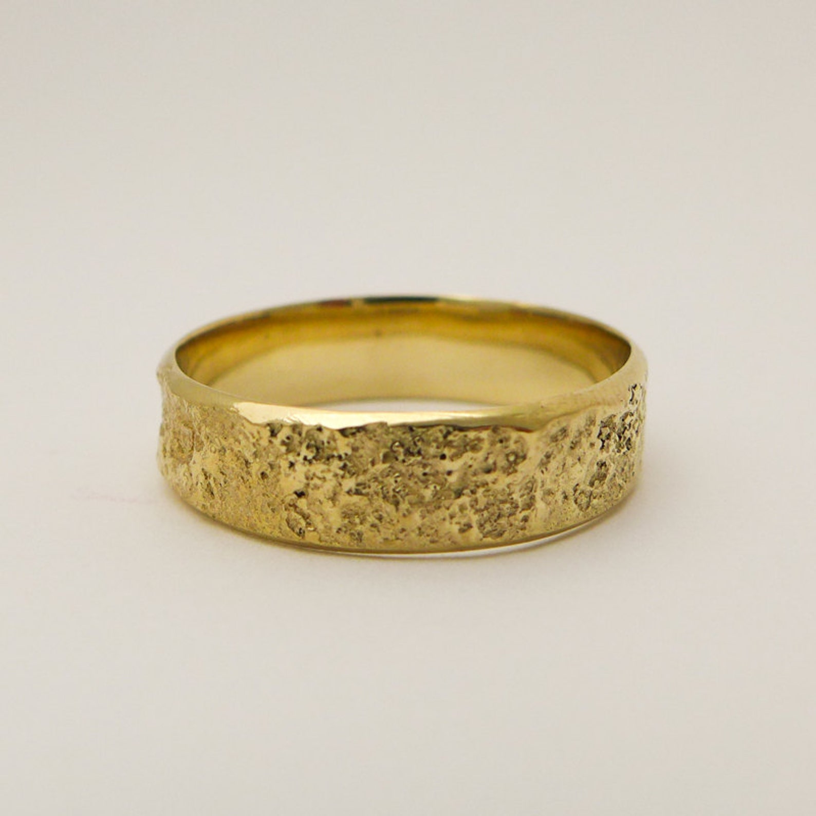 Wide Wedding Band for Men and Women 14K / 18K Solid Gold - Etsy