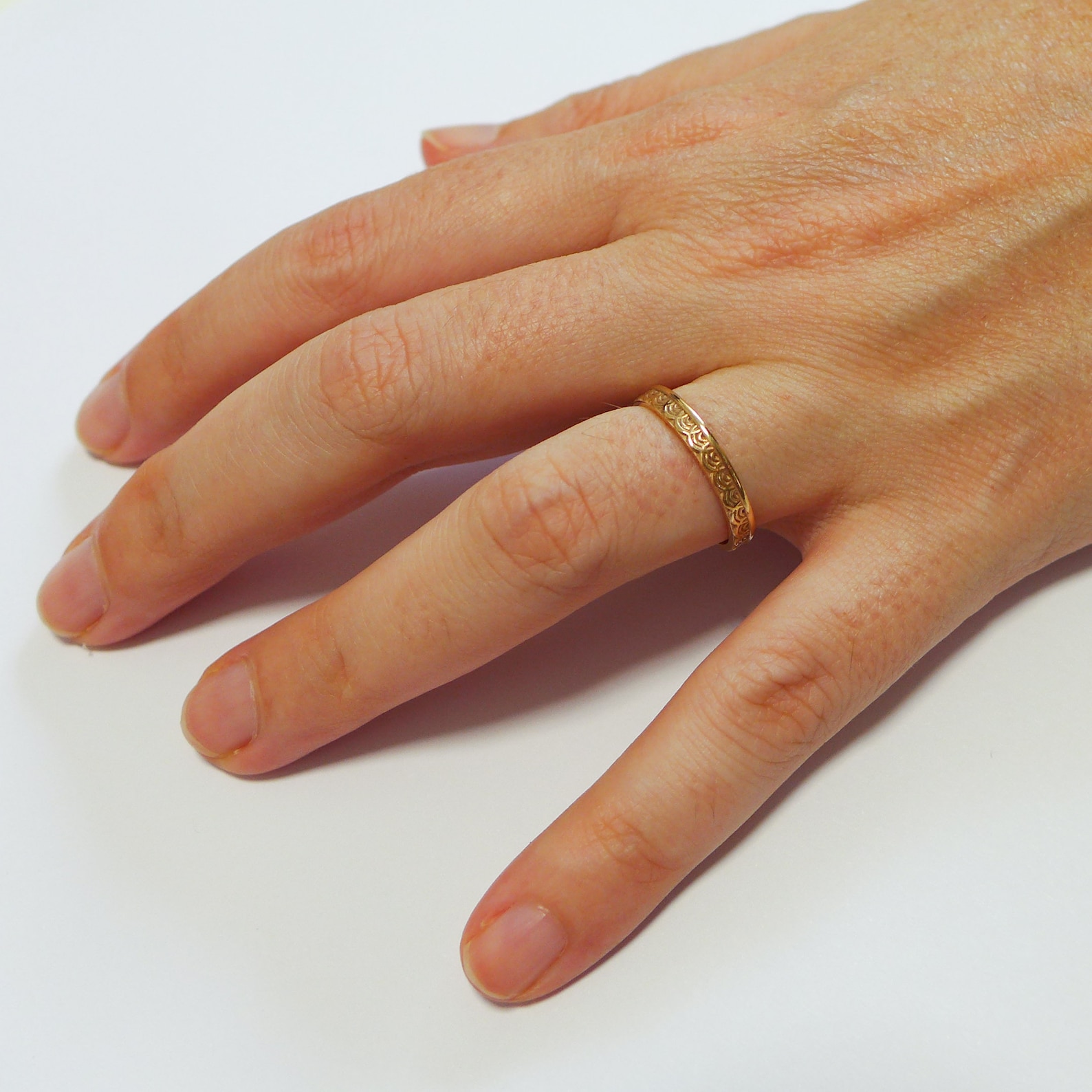 14K / 18K Solid Gold Simple Wedding Band for Women Thin Gold - Etsy