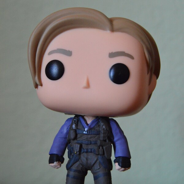Leon Kennedy Funko Pop - Etsy