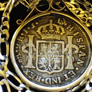 1780's Artisan Spanish Peru New World Treasure Old World Coin Pendant ...