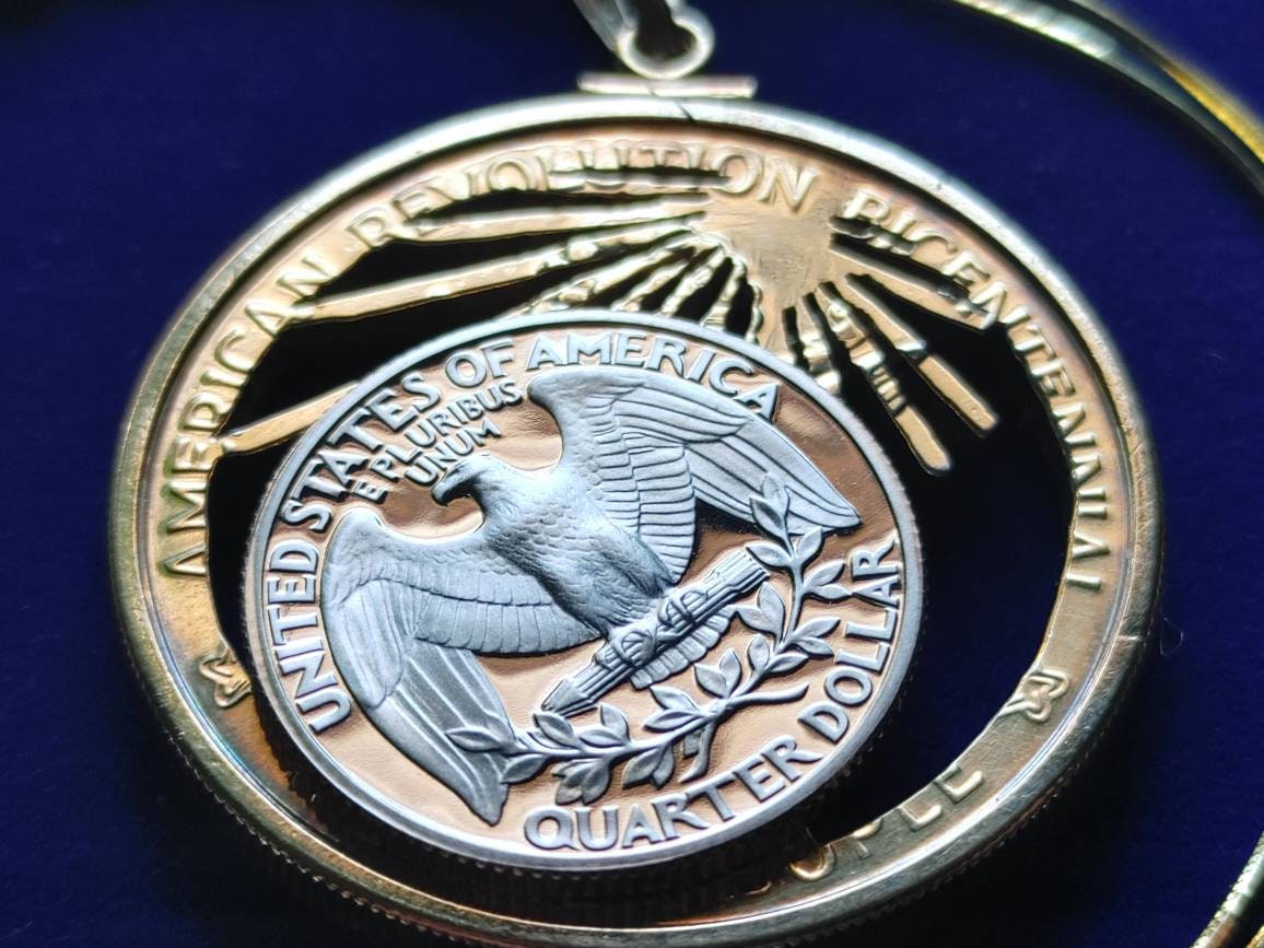 1976 Statue of Liberty Bicentennial American Revolution Coin Pendant on ...