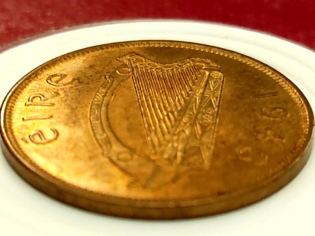 1946 Golden Red Brown Rare Brilliant Uncirculated Penny, Harp Pingin 1d ...