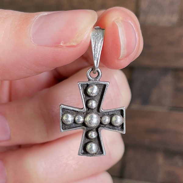 Cross Pattee - Etsy