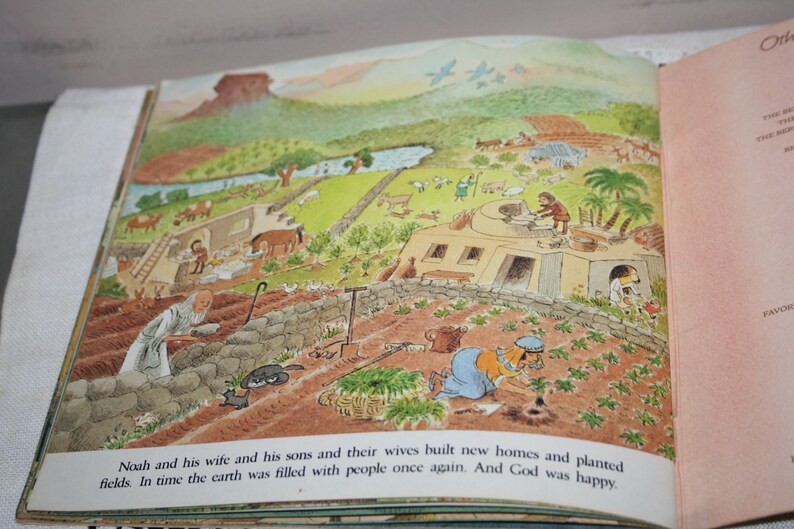 Noah's Ark Paperback Book Random House Pictureback Book - Etsy