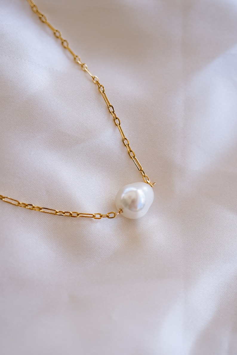 Zoey Pearl Choker, Single Pearl Necklace, Dainty Pearl Necklace ...