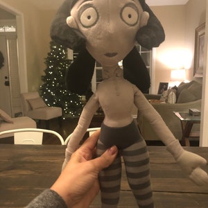 Disney Tim Burtons Frankenweenie ELSA Van Helsing Plush Doll Poseable ...