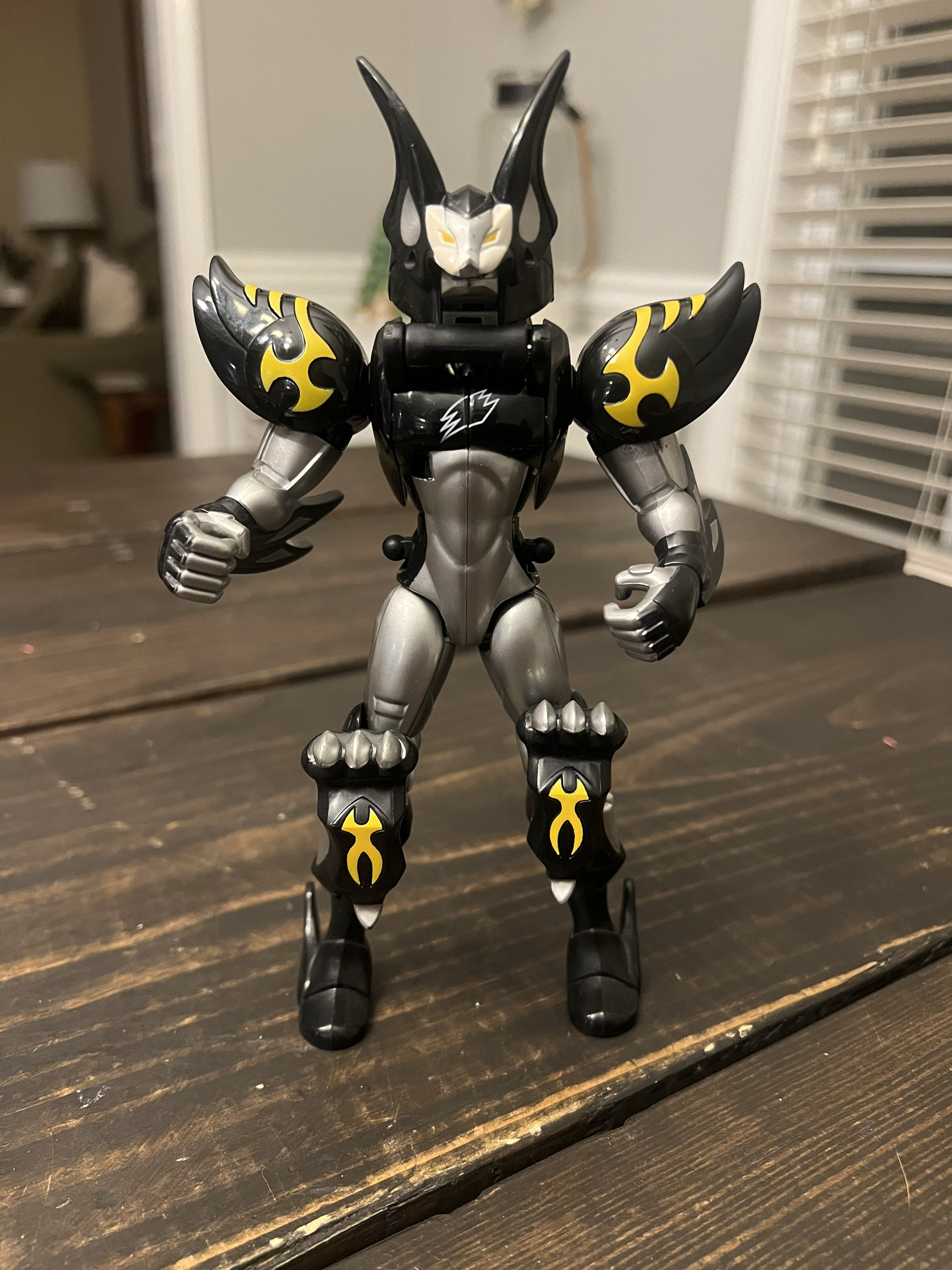 Power Rangers Jungle Fury Bat Ranger Morpher