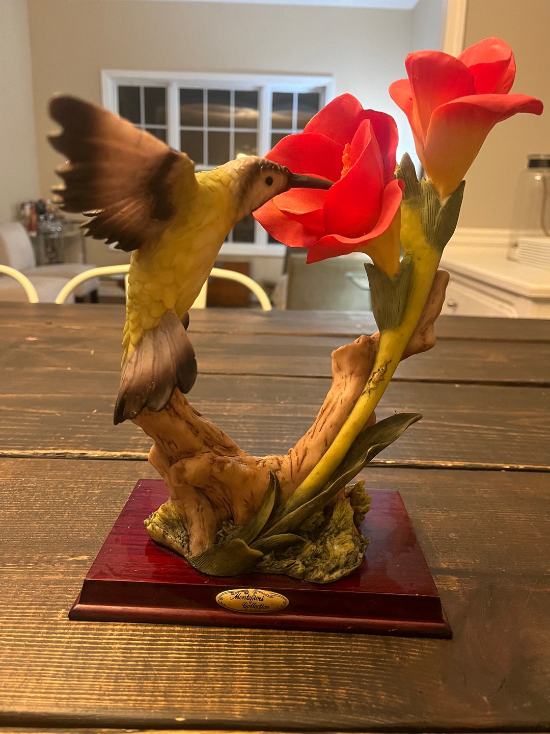 Vintage Beautiful Hummingbirds in Flight Hand Painted Porcelain ...