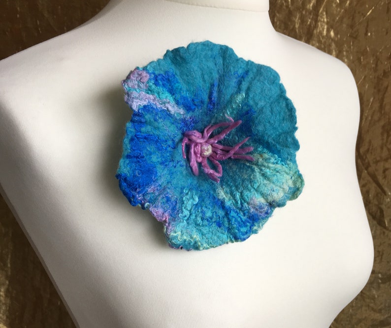 Blue flower brooch Handfelted flower Blue Purple Boho Brooch | Etsy
