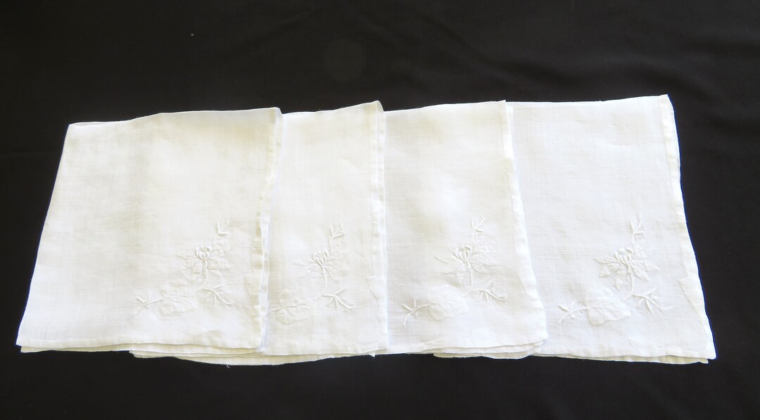 FOUR 4 Large Vintage White Napkins, Appliqued, Fine Table Linens, Tea ...