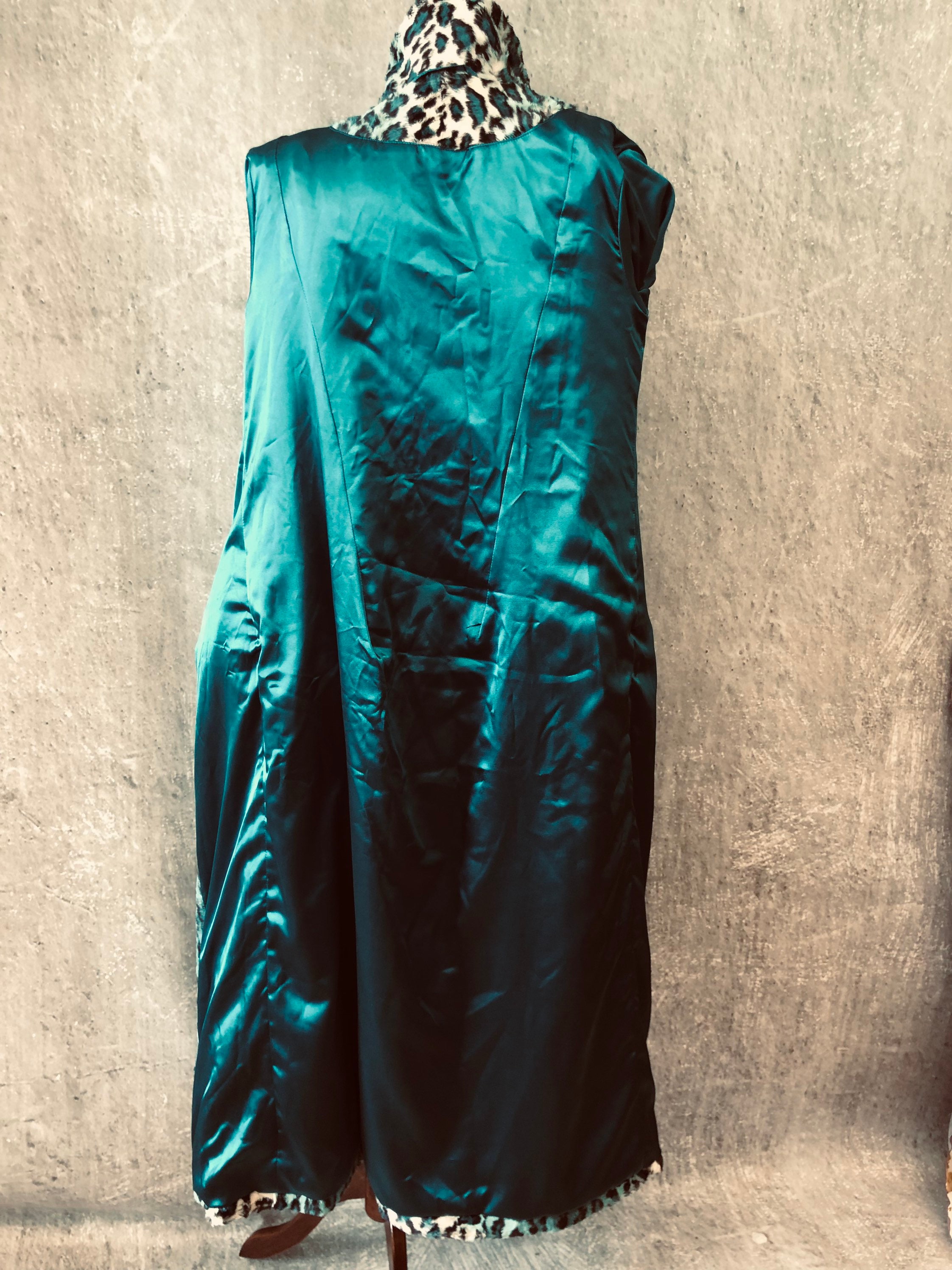 Vintage Velvet Robe Coat Blue/green Faux Leopard Fur Effect - Etsy