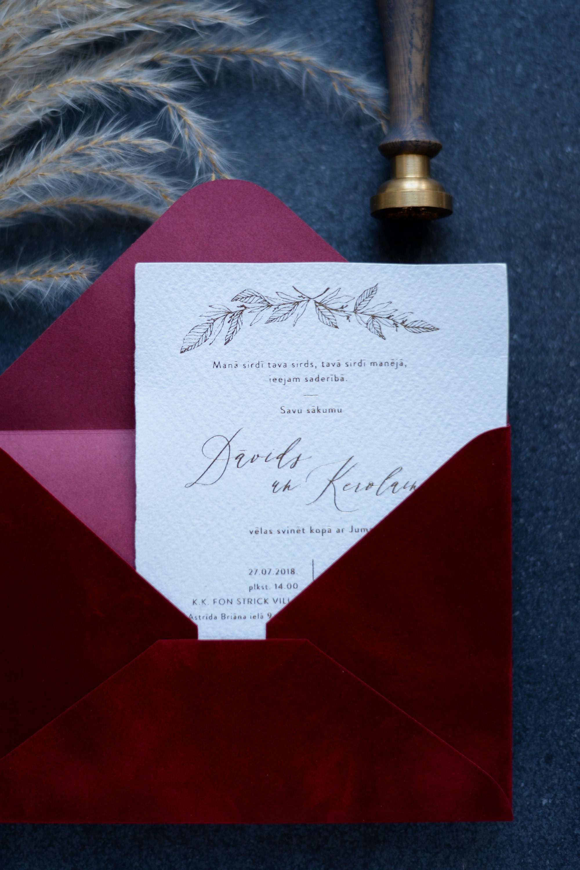 Shades of Red Velvet Envelopes: Sample Pack of 3 / Wedding | Etsy