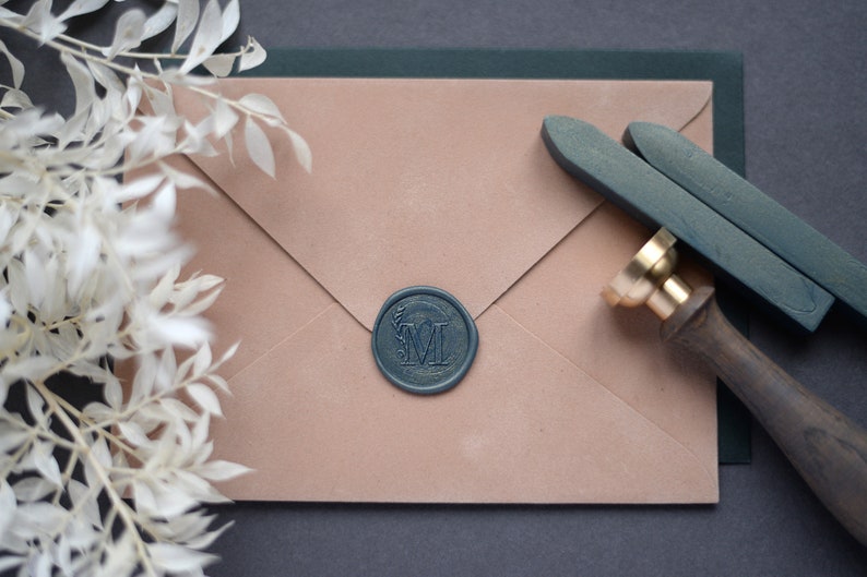 One Letter Wax Stamp / Minimalistic Design Wax Seal With - Etsy