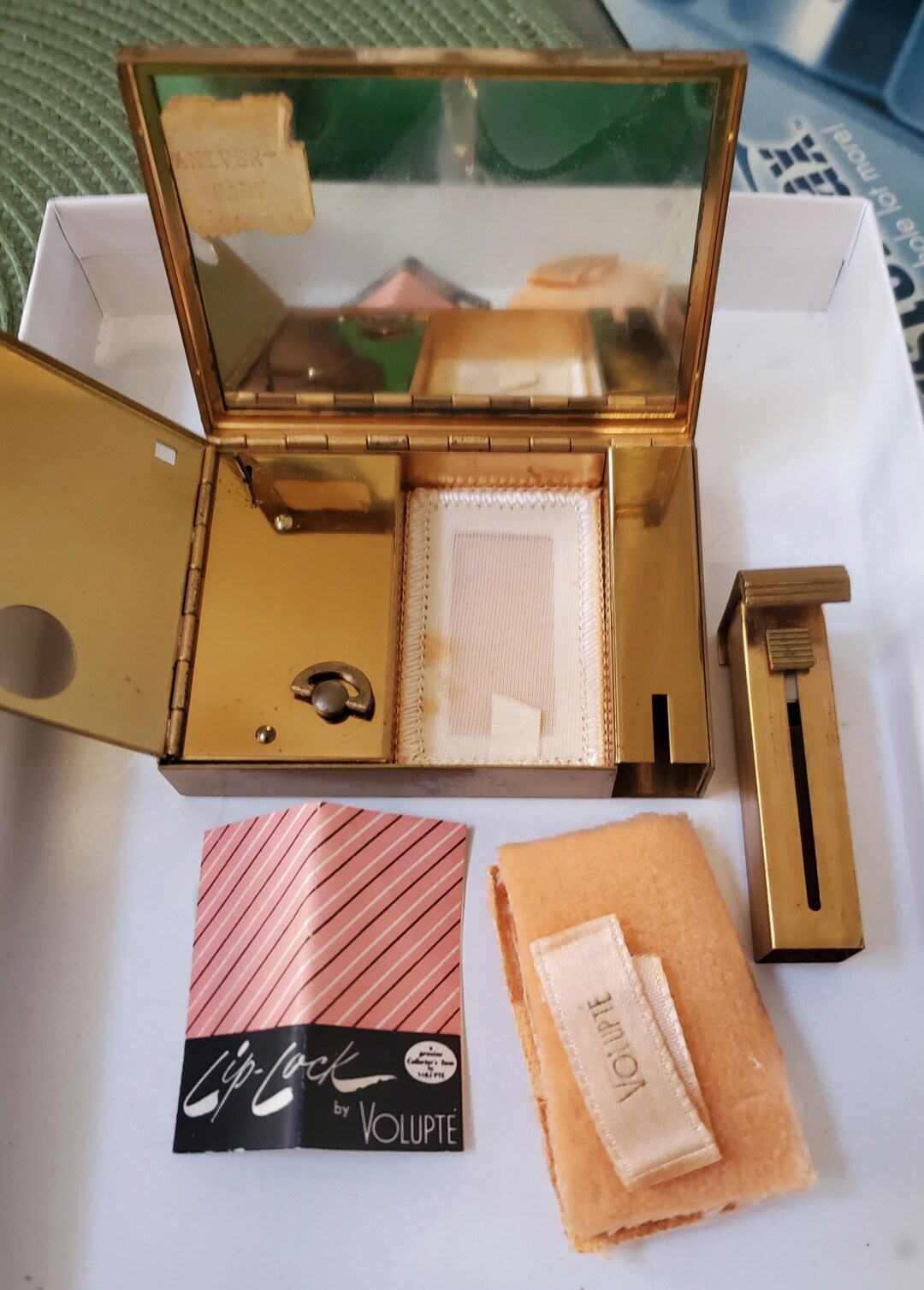 Vintage Mid Century 1950s Volupte Music Box Compact Petit Boudoir ...