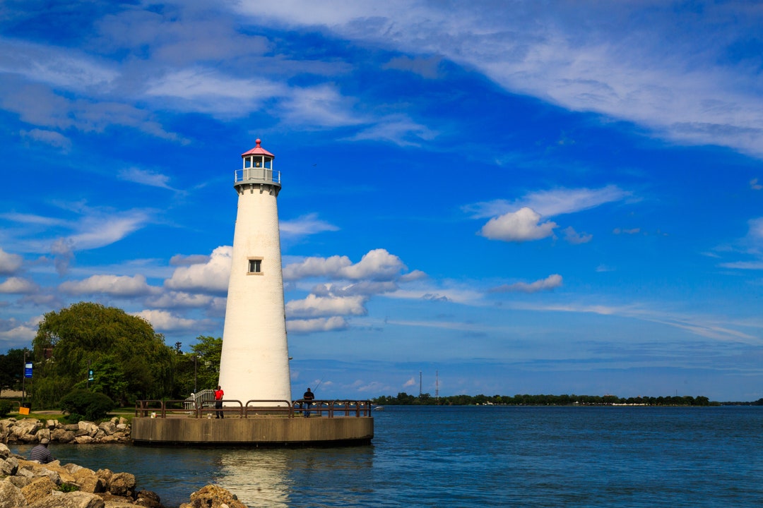Milliken Island Park Lighthouse, Detroit MI Printable Art. Scenic River ...