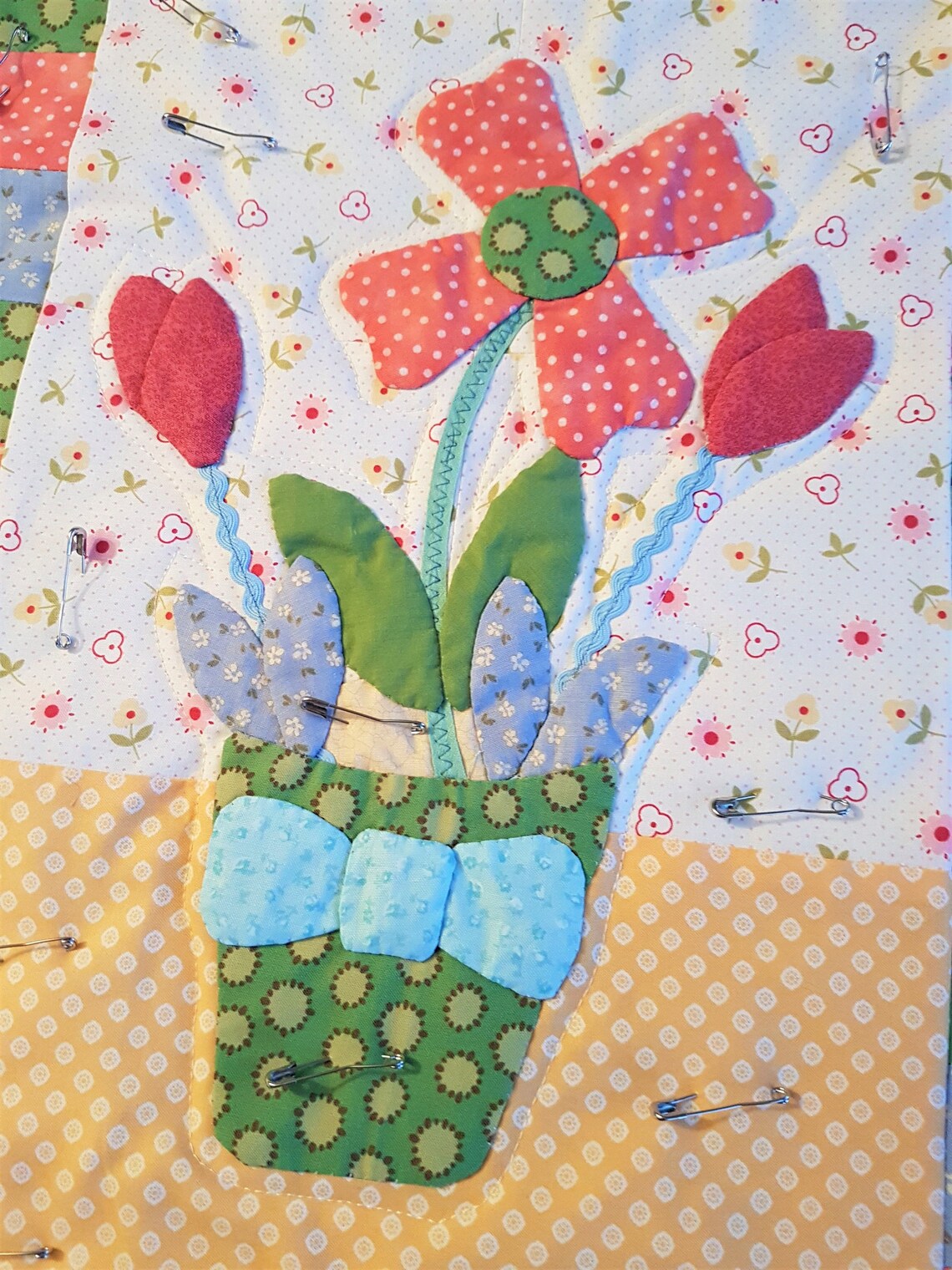 The Little Raggy Quilt Course Contains Twelve Seasonal - Etsy