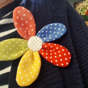 PDF Pattern to Make an Elasticated Flower Bookmark / Sewing Pattern ...