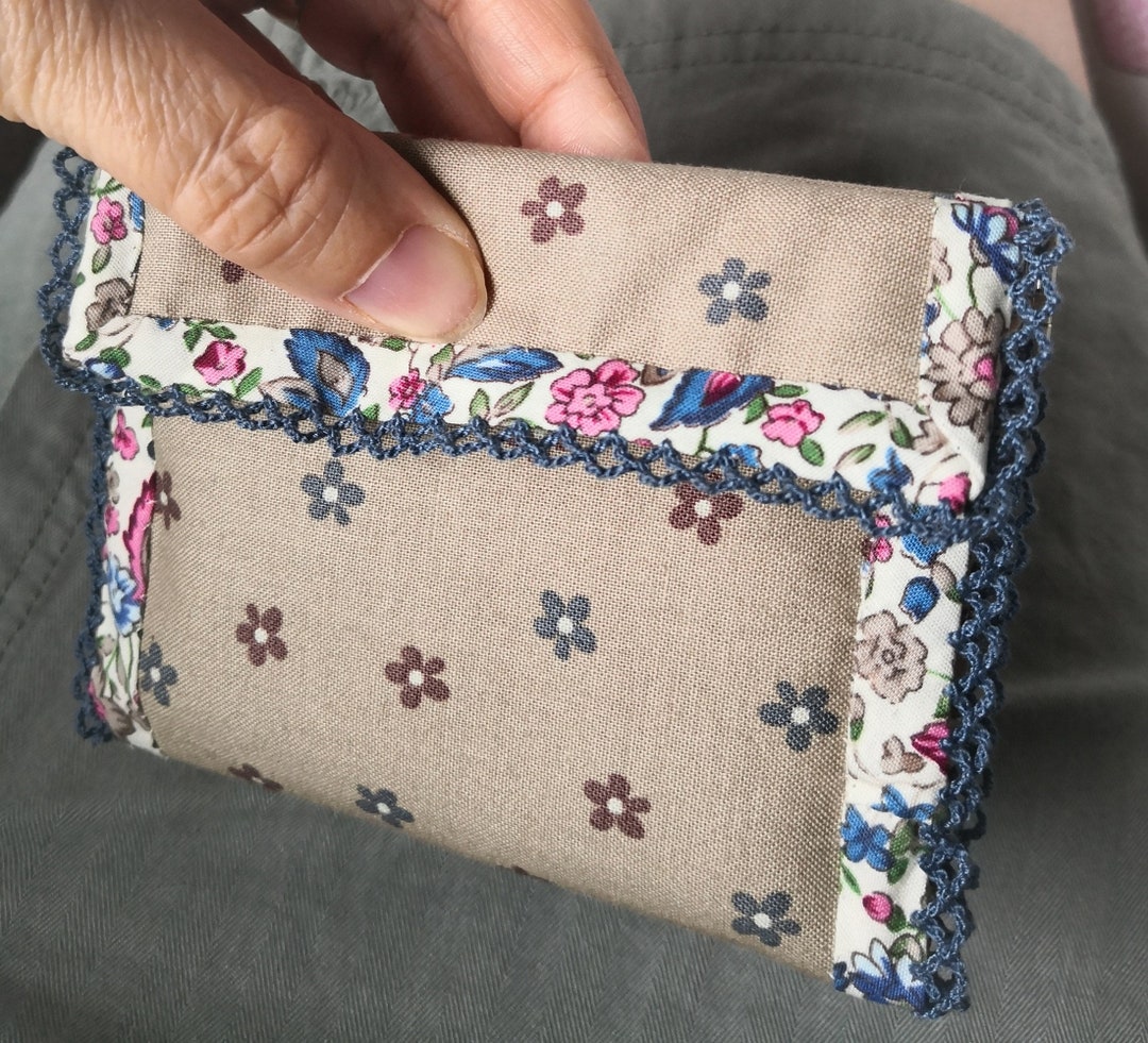 PDF Pattern to Make a Handy Snap Frame Purse in Two Different Sizes - A ...