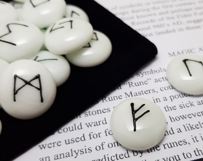 White Glass Elder Futhark Runes, 25 Piece Set - Etsy UK