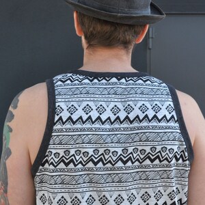 Tank Top With Geometric Pattern for Men With Pocket in Grey | Etsy