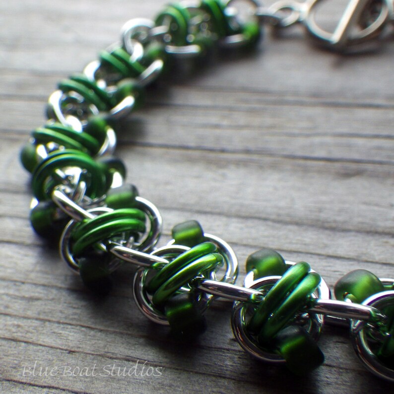 Beaded Chain Maille Bracelet in Silver and Green Anodized - Etsy