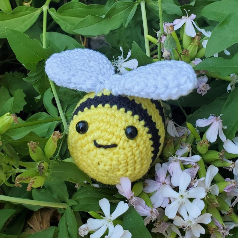 Mini Bee Crochet Pattern | Bee Amigurumi | Beginner Amigurumi Pattern | Crochet Bugs | Tiktok ...