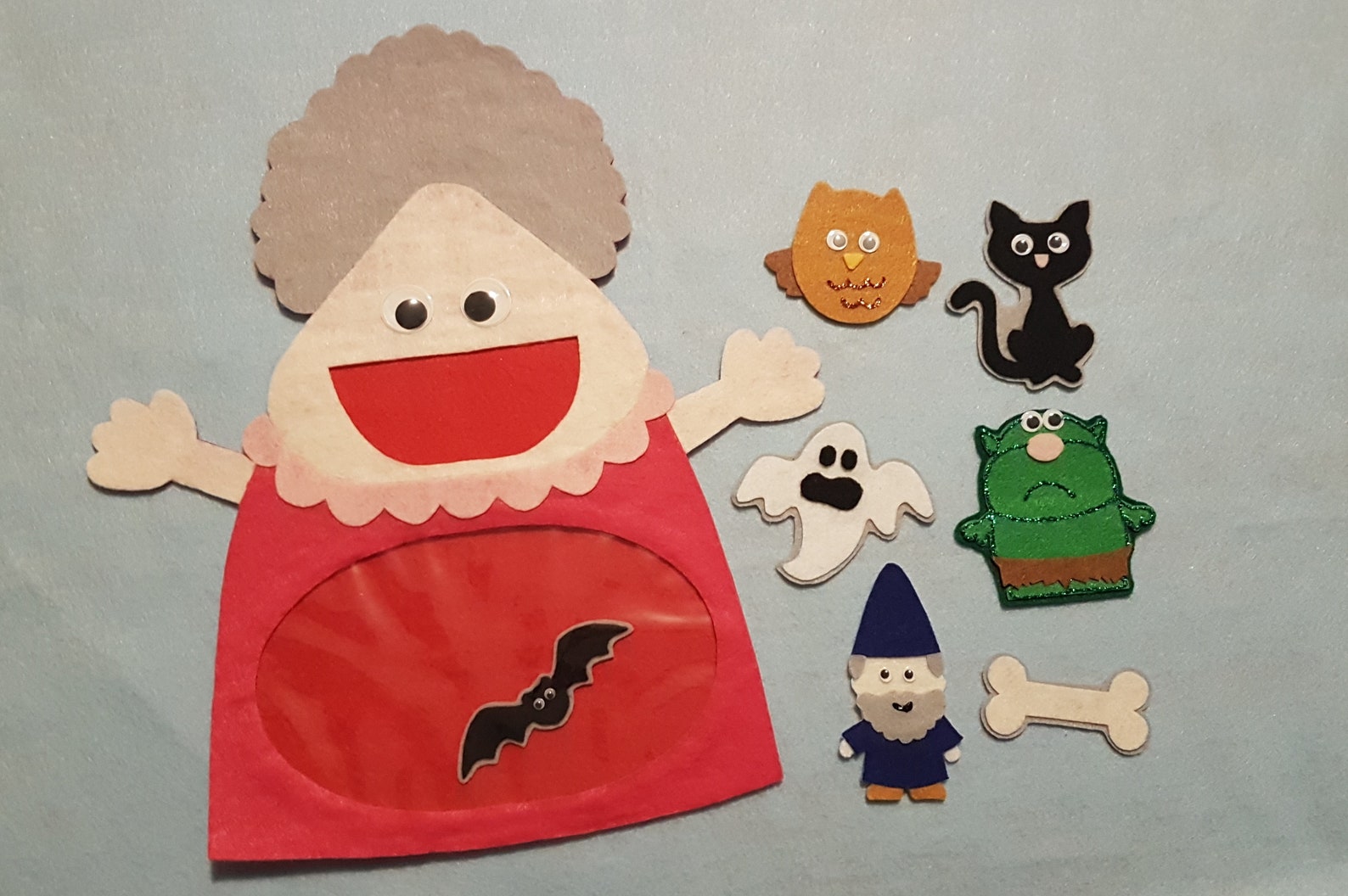 There Was an Old Lady Who Swallowed ... Felt Story Set - Etsy