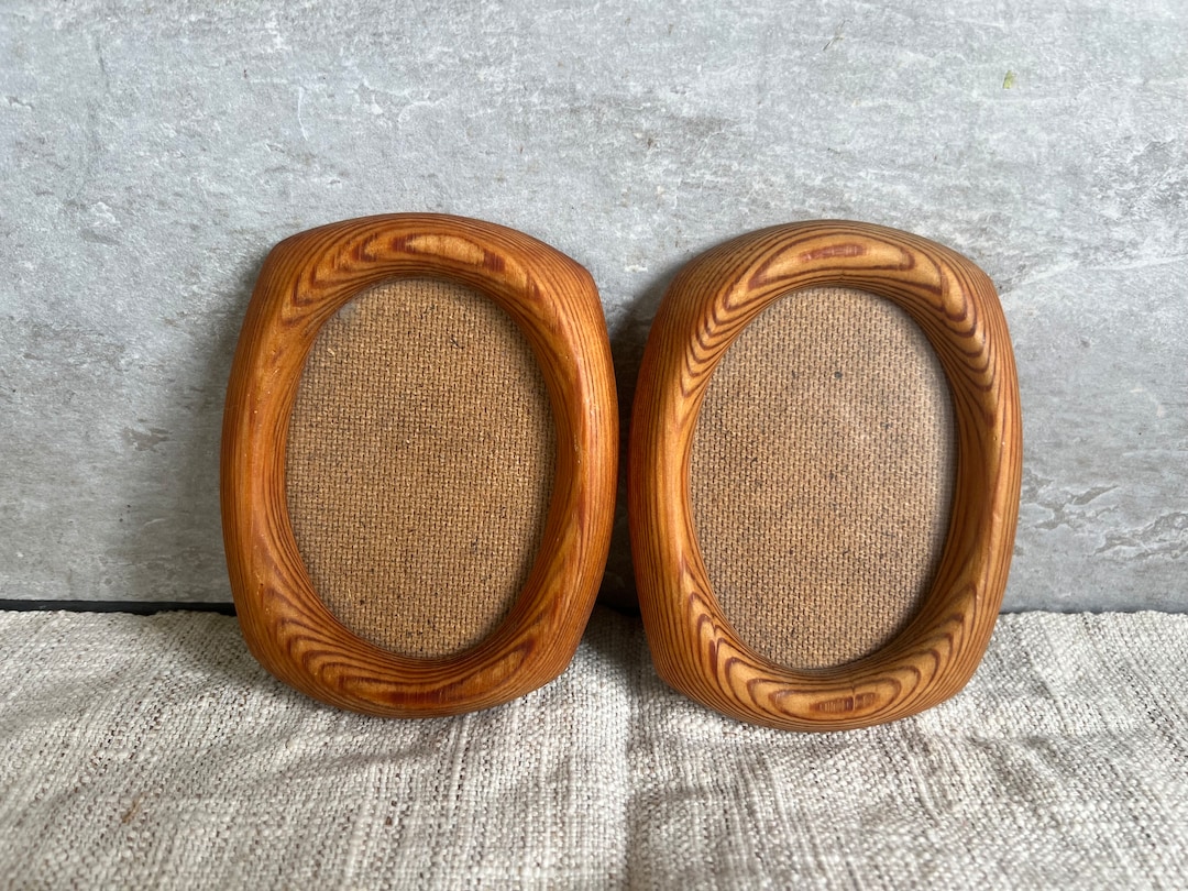 Set of 2 Swedish Vintage Oval Wooden Pine Picture Frames/ Photo Frame ...