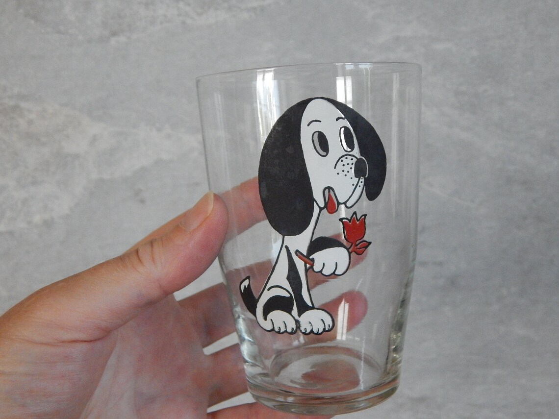 Drinking Glass With Dog Image in Vintage Glassware Glass Tumbler ...