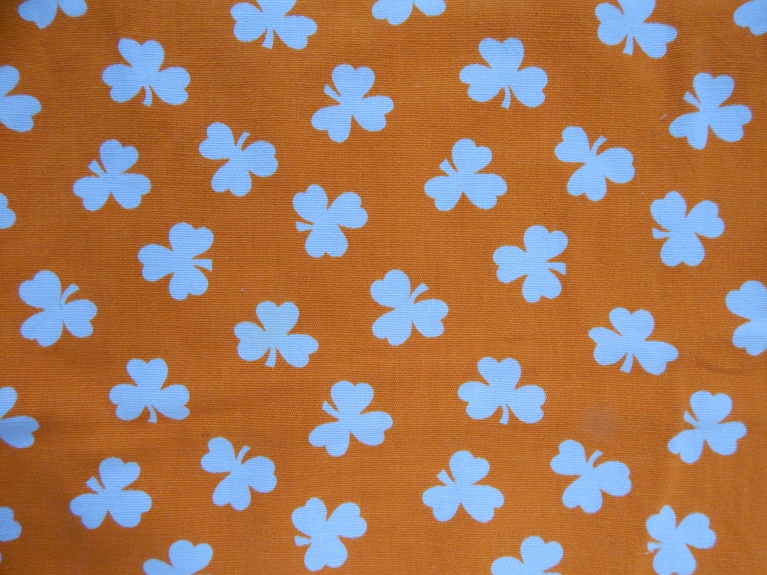 Scandinavian Vintage Clover Leaf Fabric Tablecloth Yellow/ White 100% ...