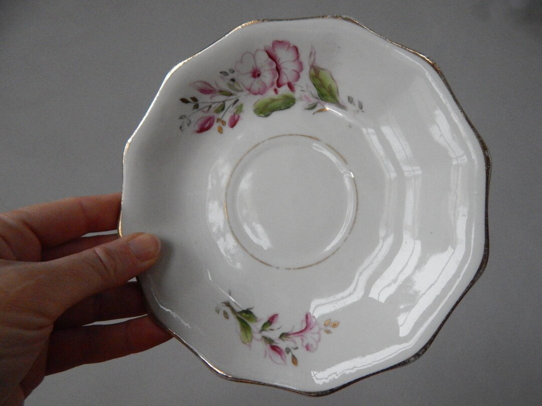 KPM Interbellum Period rubens Vintage Saucer - Etsy