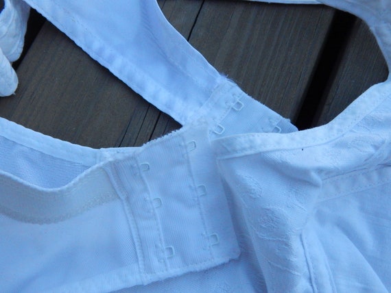 Set of 3 Granny Bra Brassiere Time Vintage White Lin… - Gem
