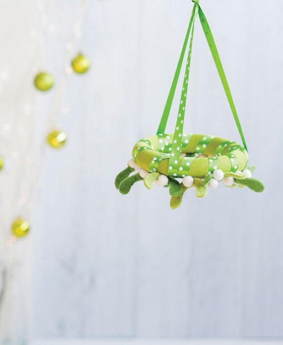 Mistletoe Wreath Sewing Pattern Download | Etsy UK