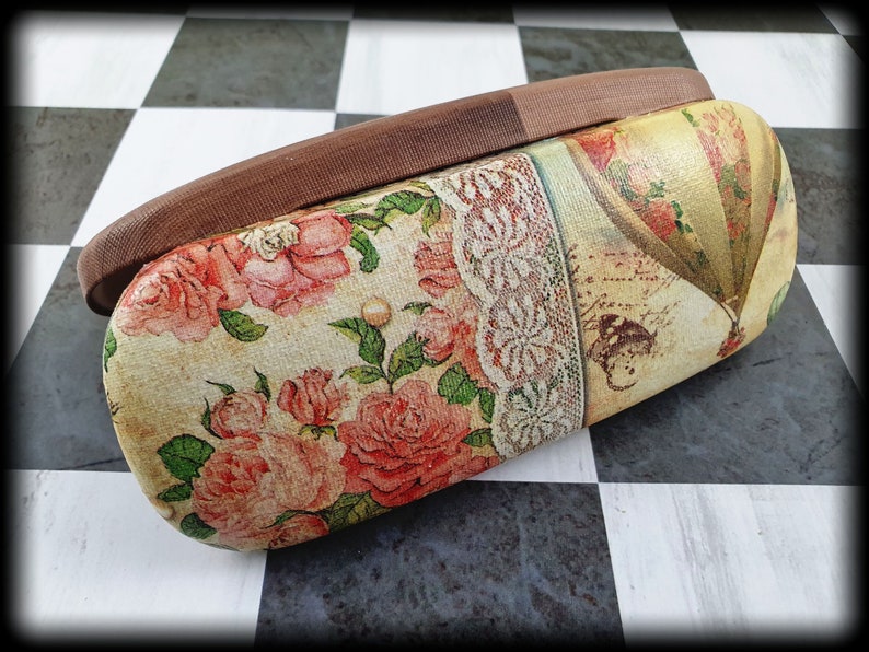 Vintage Flower Glasses Case for Women With Balloon and Flowers - Etsy