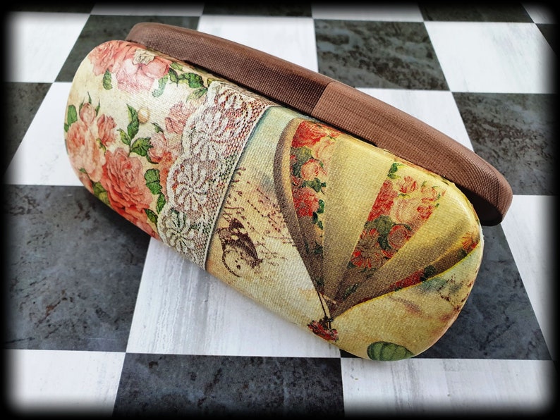 Vintage Flower Glasses Case for Women With Balloon and Flowers - Etsy