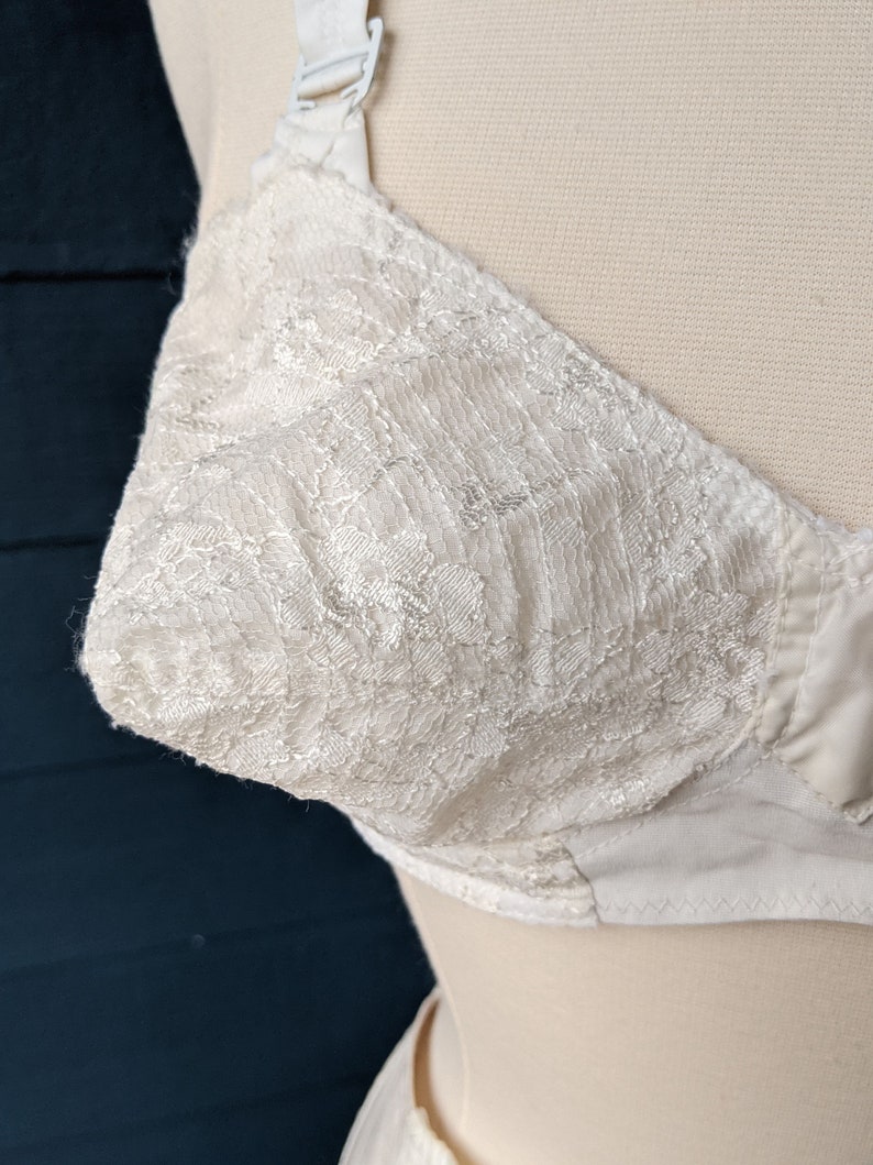 Vintage 1950s Circle Stitch Bullet Bra Etsy